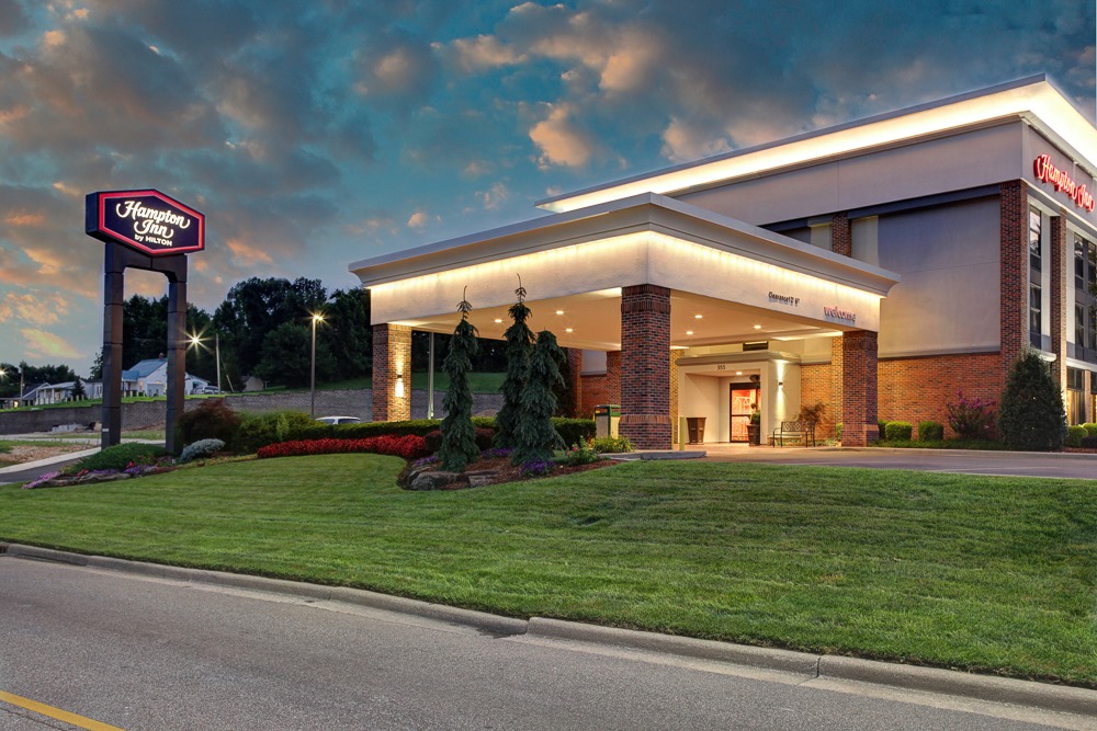 Hampton Inn Jasper Awarded Connie Award - Dubois County Free Press, Inc.
