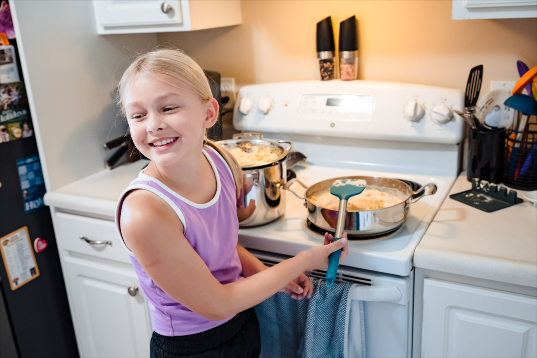 Fricken Chicken Alfredo with Ella - Dubois County Free Press, Inc.